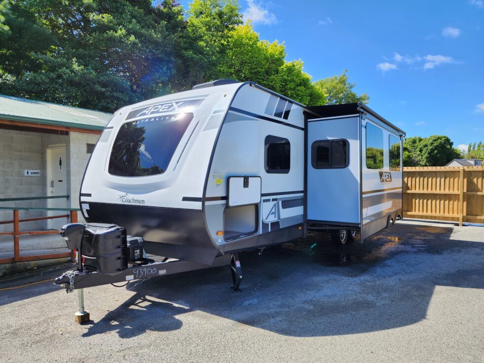 2022 Coachman Apex 289TBSS Bunk Model $135,000 | Cornerstone USA Imports